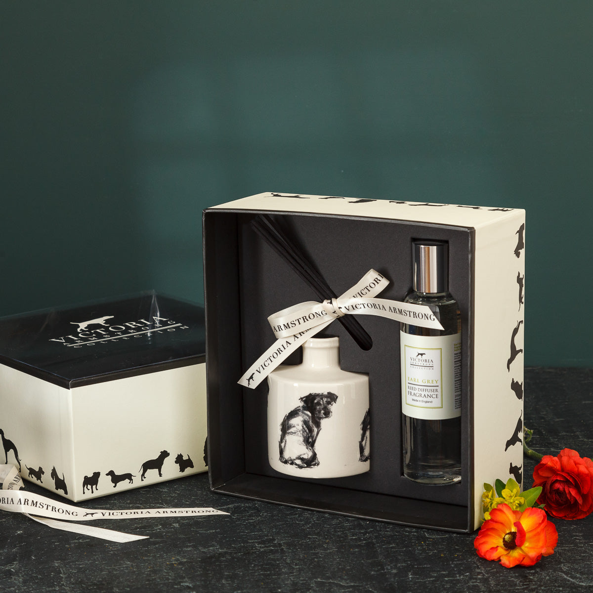 Seated Daxi Room Diffuser – Victoria Armstrong